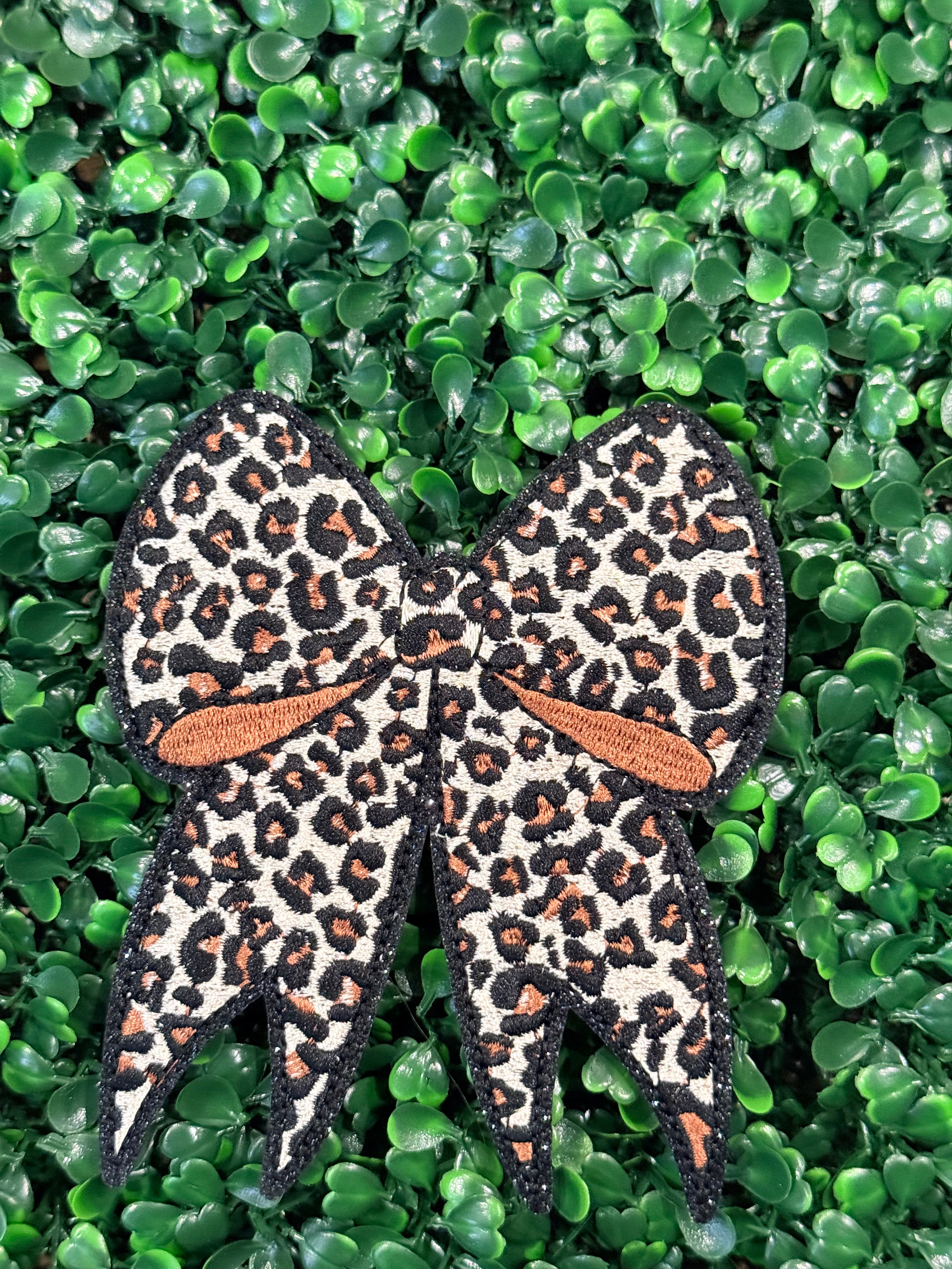 5” Leopard Bow- OSC ORIGINAL – Ohhseauxcute